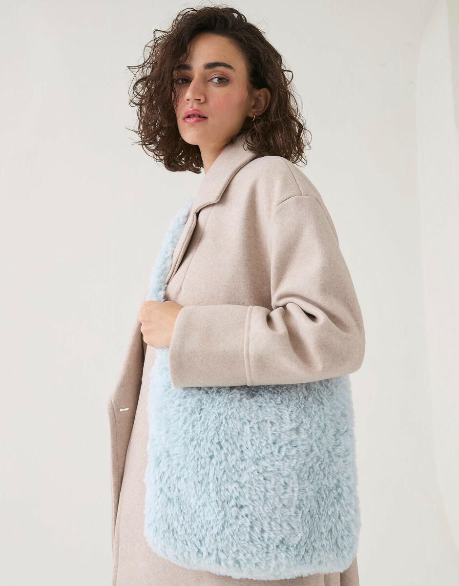 Slouchy Tote Bag Knitting Pattern In Sirdar Alpine Fur Effect | Sirdar